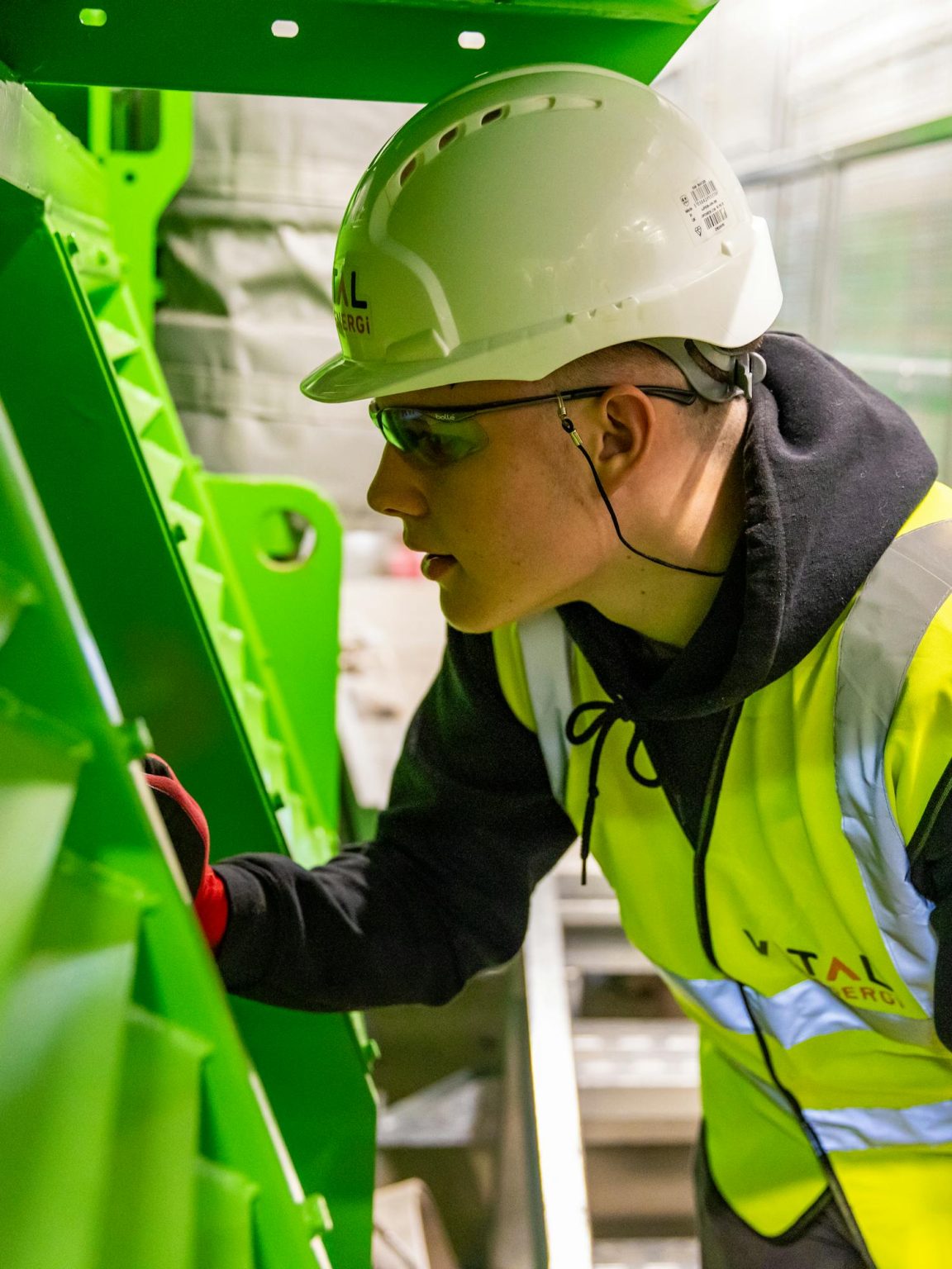 Manufacturing & Warehousing – Performance Waste Solutions